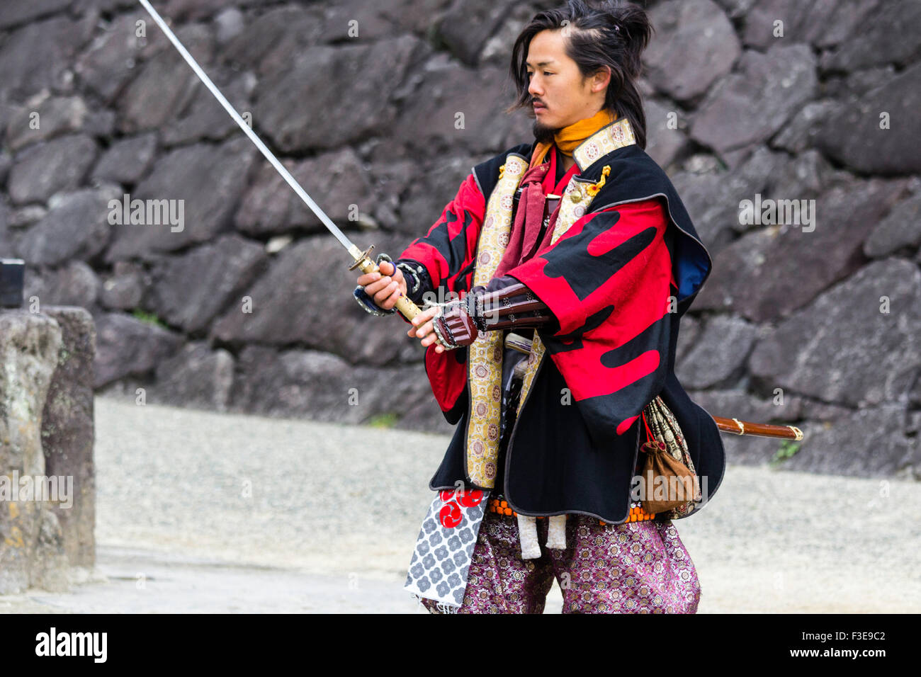 Kumamoto castle samurai warrior armour hi-res stock photography and ...