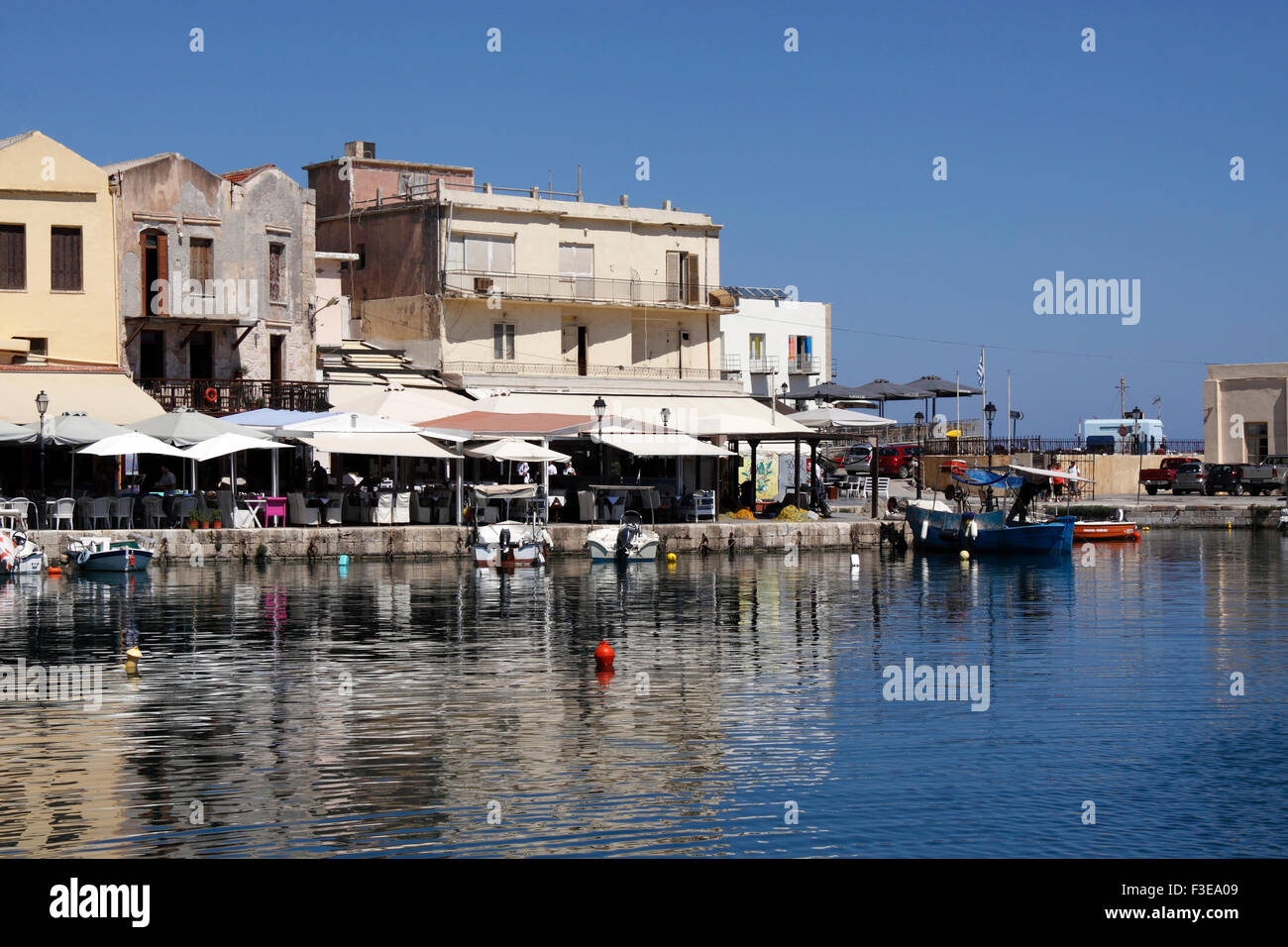 RETHYMNON VENETIAN HARBOUR ON THE GREEK ISLAND OF CRETE Stock Photo - Alamy