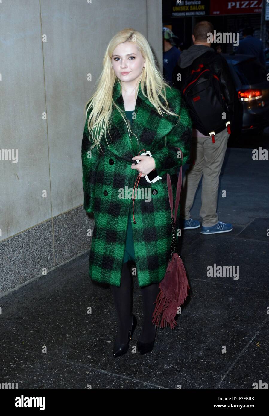 New York, NY, USA. 6th Oct, 2015. Abigail Breslin out and about for ...