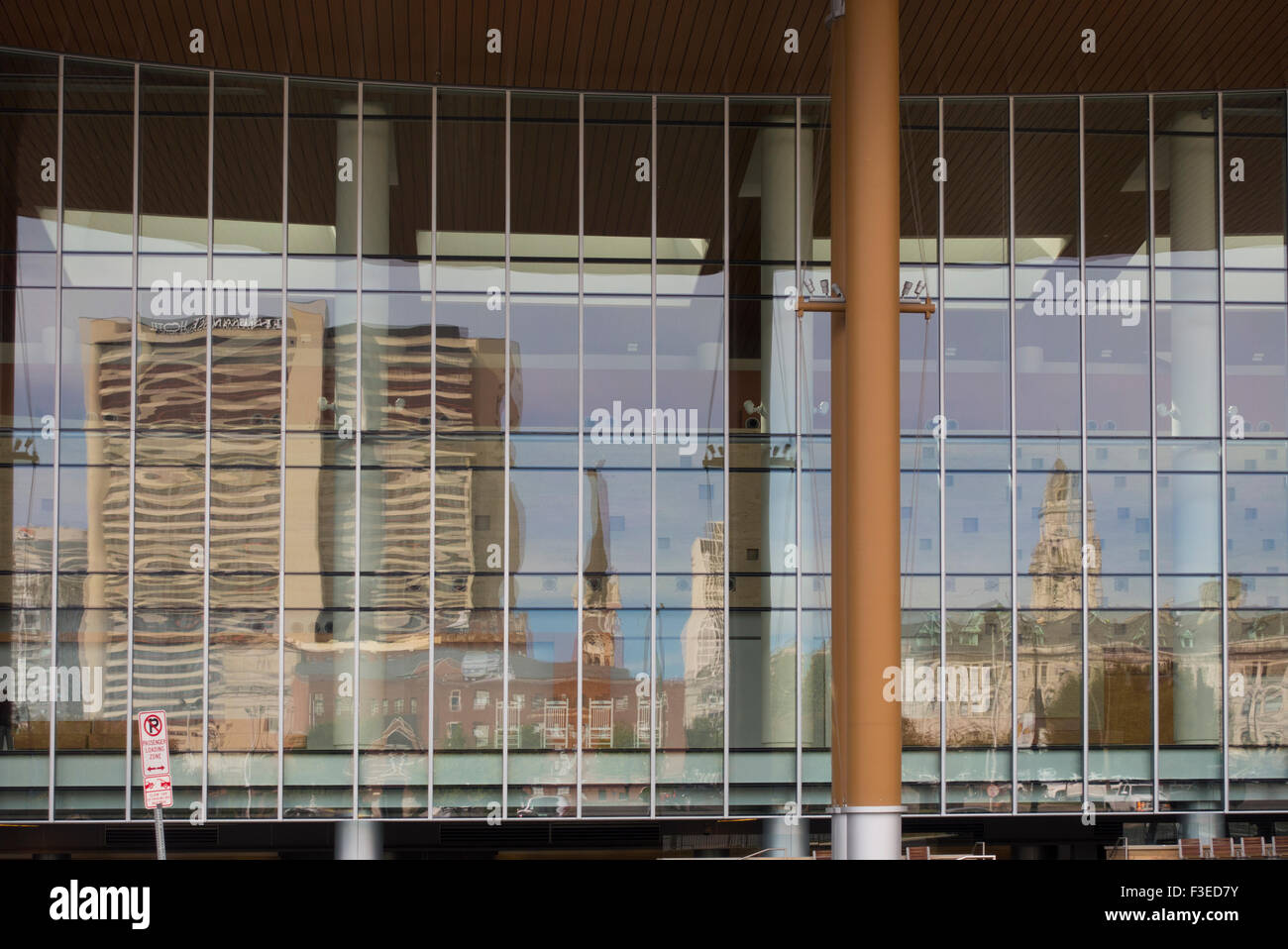 music city center window reflection Stock Photo - Alamy