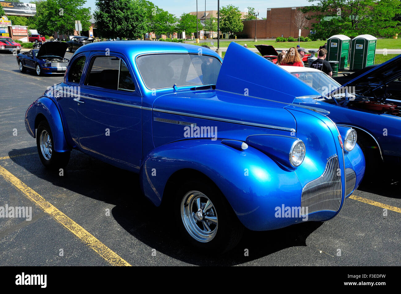 Blue Hot Rod at car show Stock Photo - Alamy