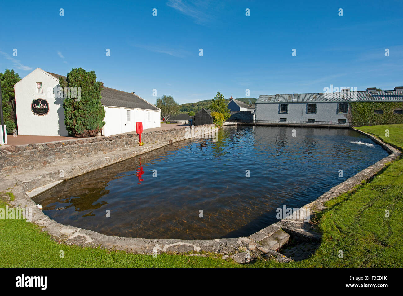 The world famous Wm. Grant & Sons Whiskey distillery at Dufftown in ...
