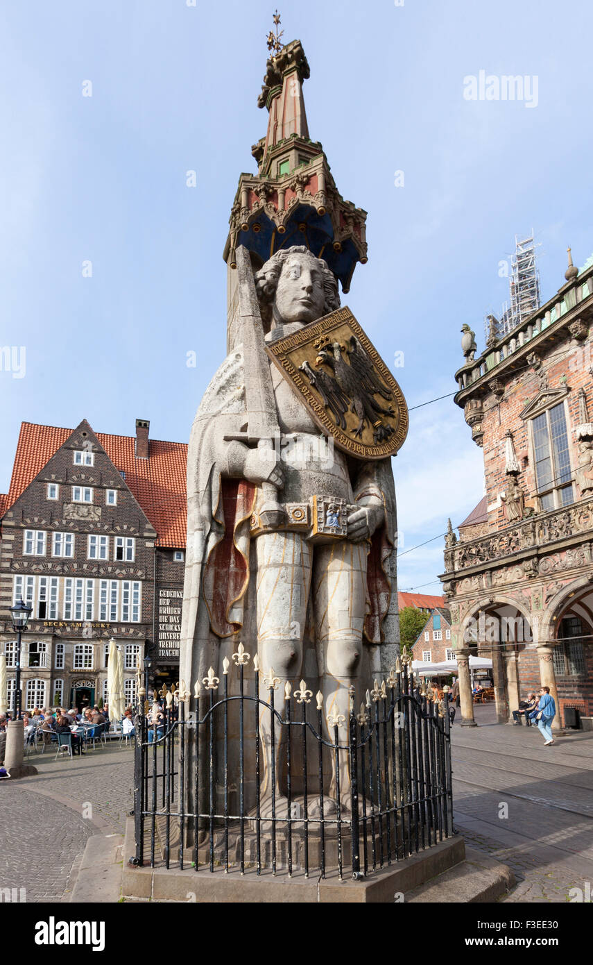 Statue of saint roland hi-res stock photography and images - Alamy