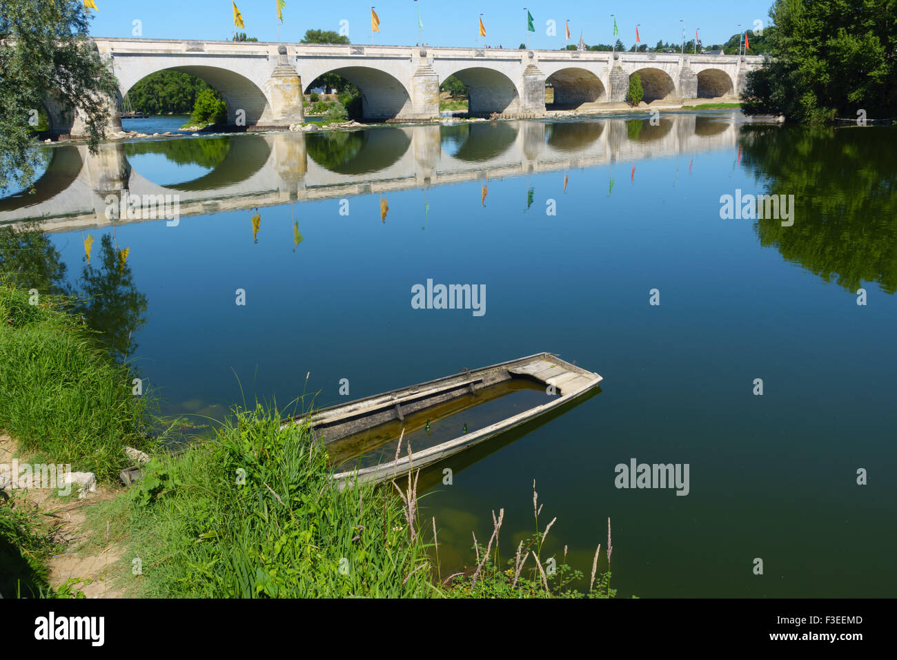 Pont wilson tours france hi-res stock photography and images - Alamy