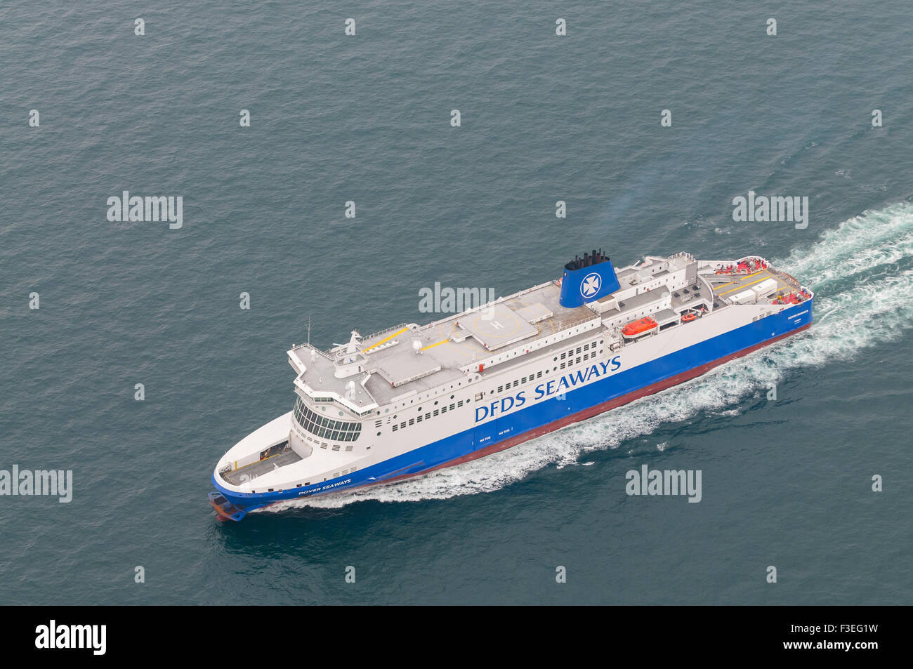 Dfds seaways hi-res stock photography and images - Alamy