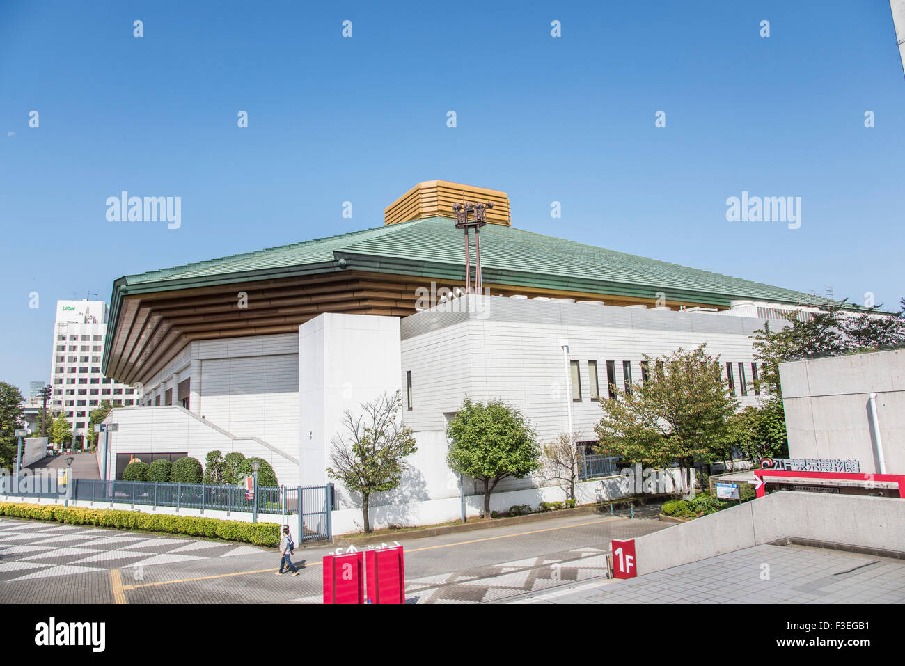 Ryogoku kokugikan exterior hi-res stock photography and images - Alamy