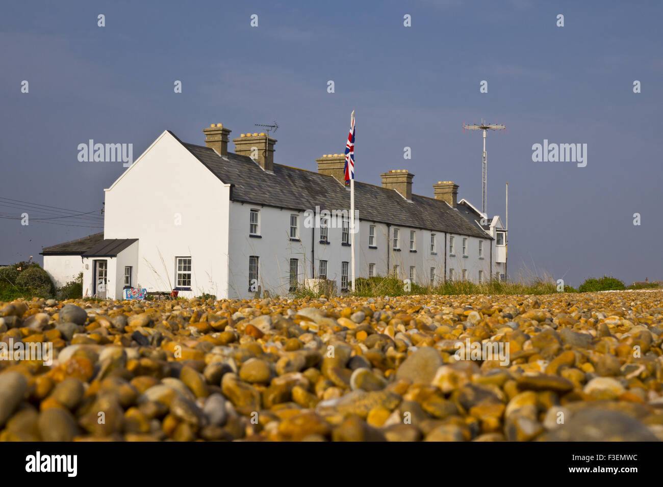 Shingle street hi-res stock photography and images - Alamy