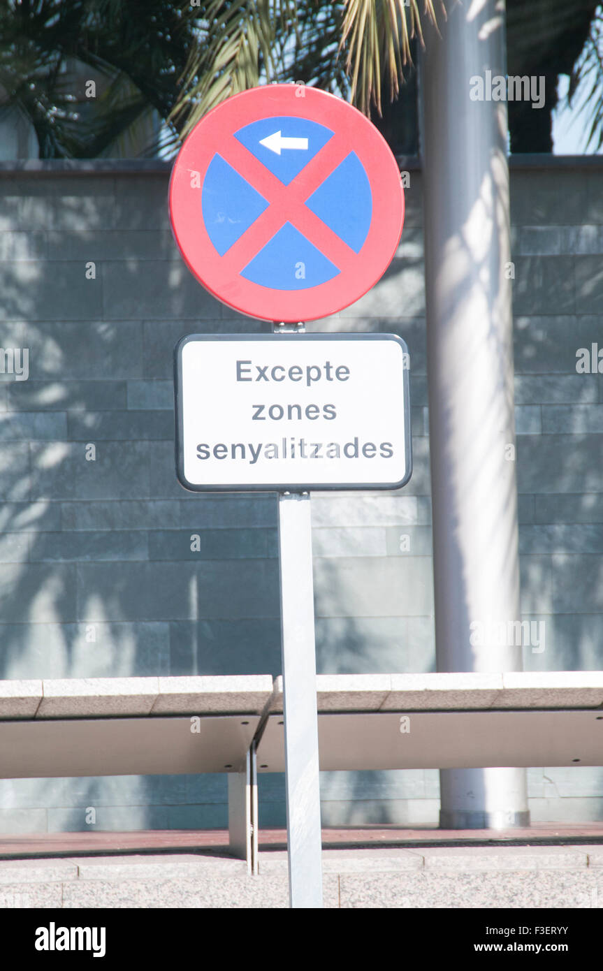 Traffic sign, Barcelona Stock Photo - Alamy