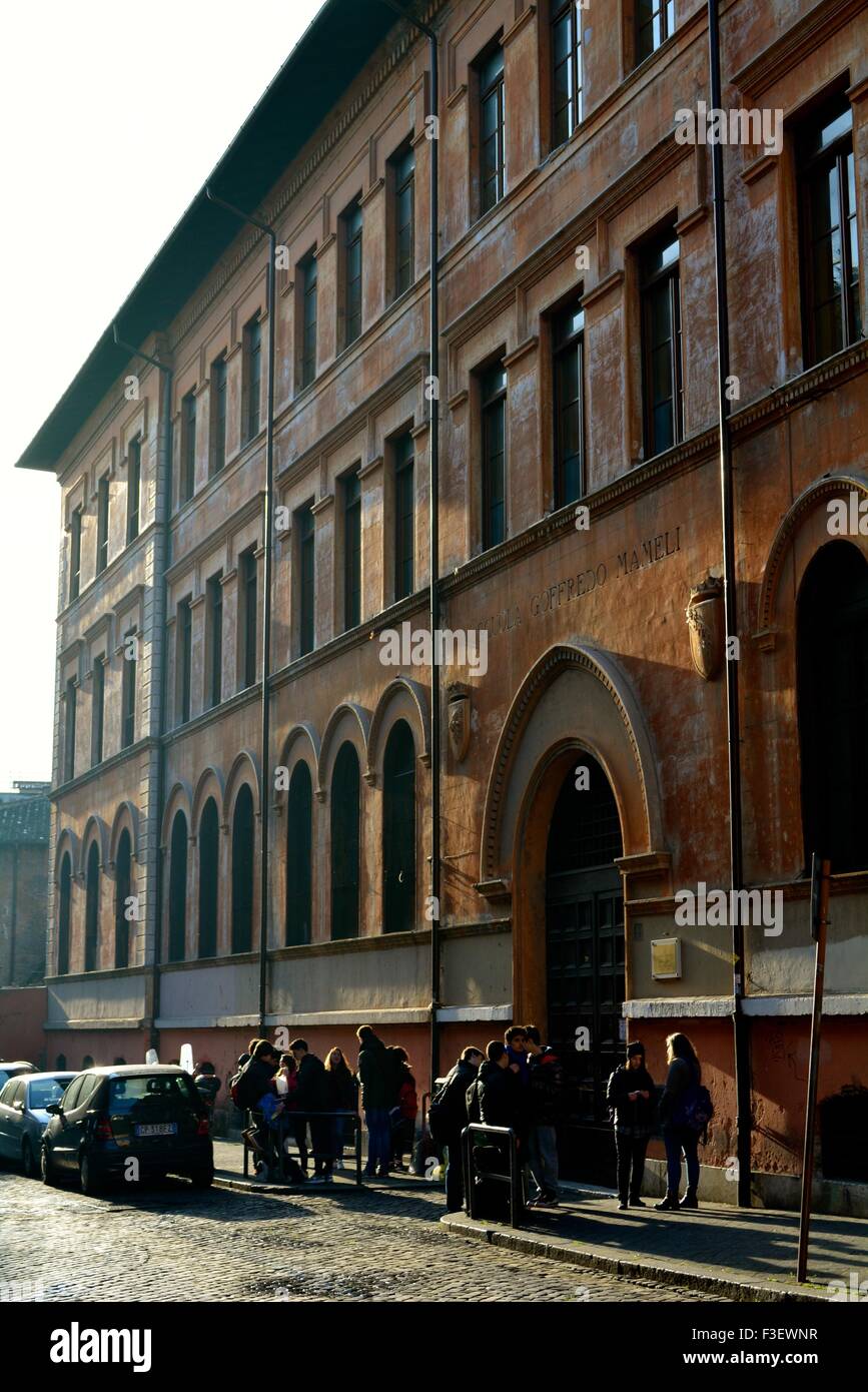 Romans building road hi-res stock photography and images - Alamy