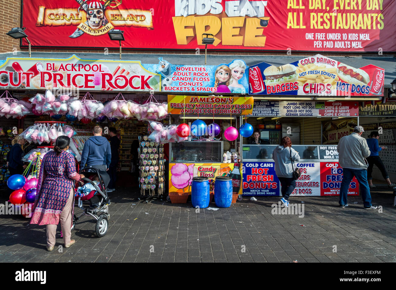Blackpool promenade street scene Stock Photo - Alamy