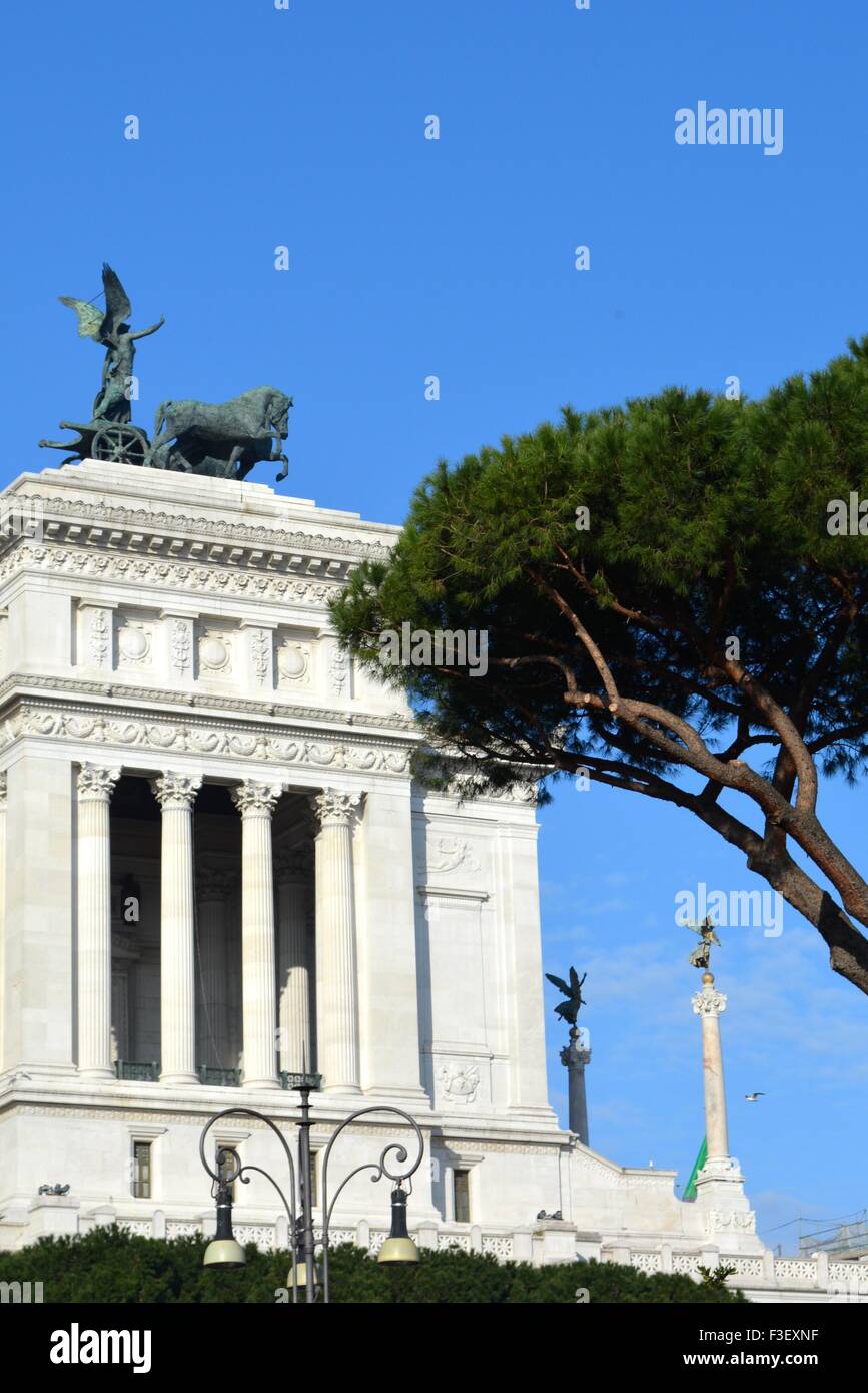 Victor emmanuel monument hi-res stock photography and images - Alamy
