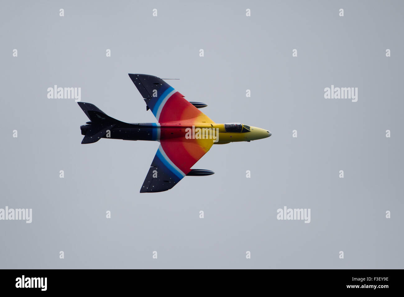 Hawker hunter flying hi-res stock photography and images - Alamy