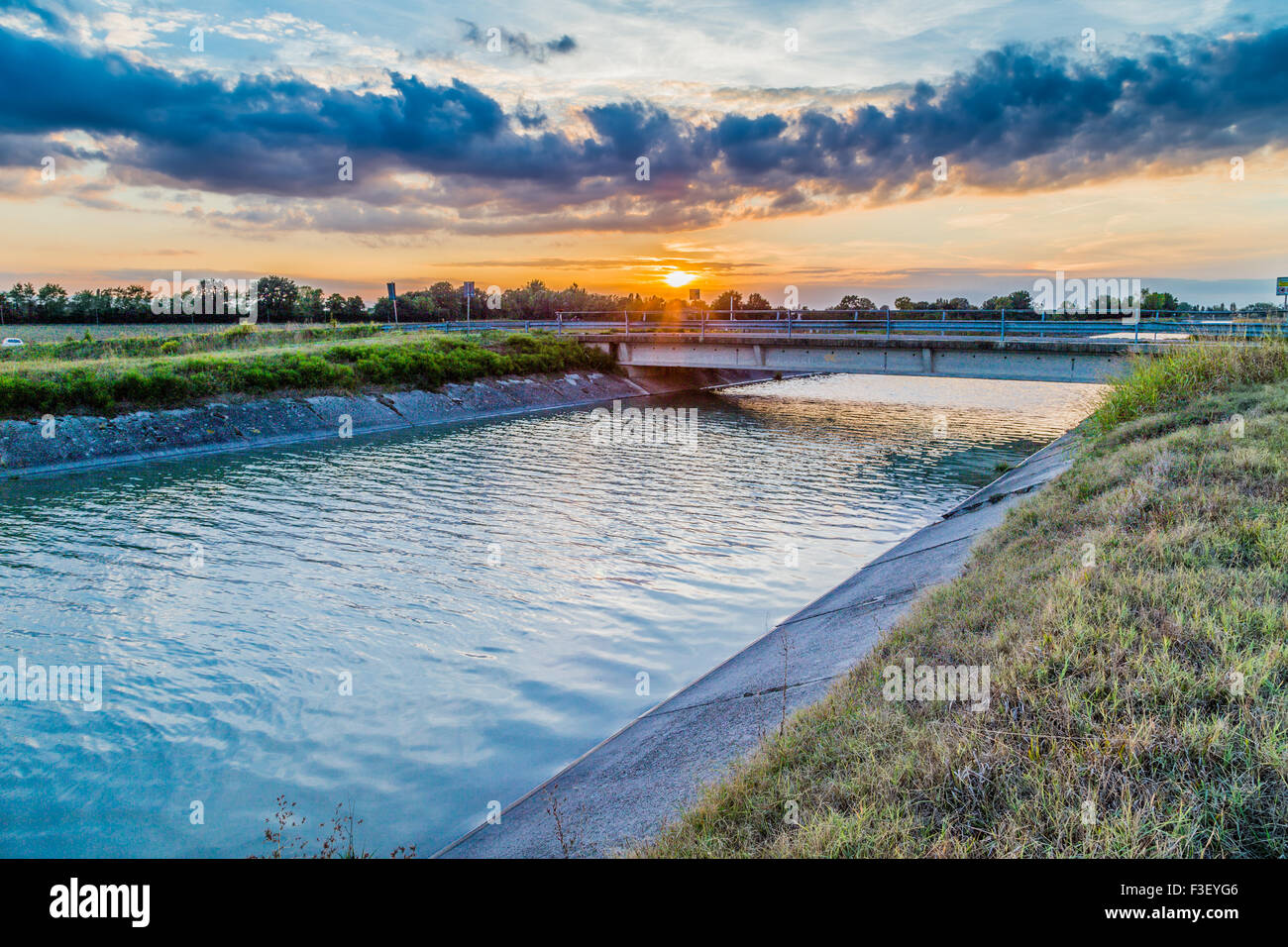 Diverting the flow hi-res stock photography and images - Alamy