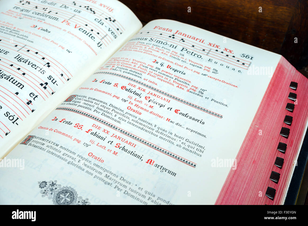 Vintage psalm book with chorus singing notes Stock Photo - Alamy