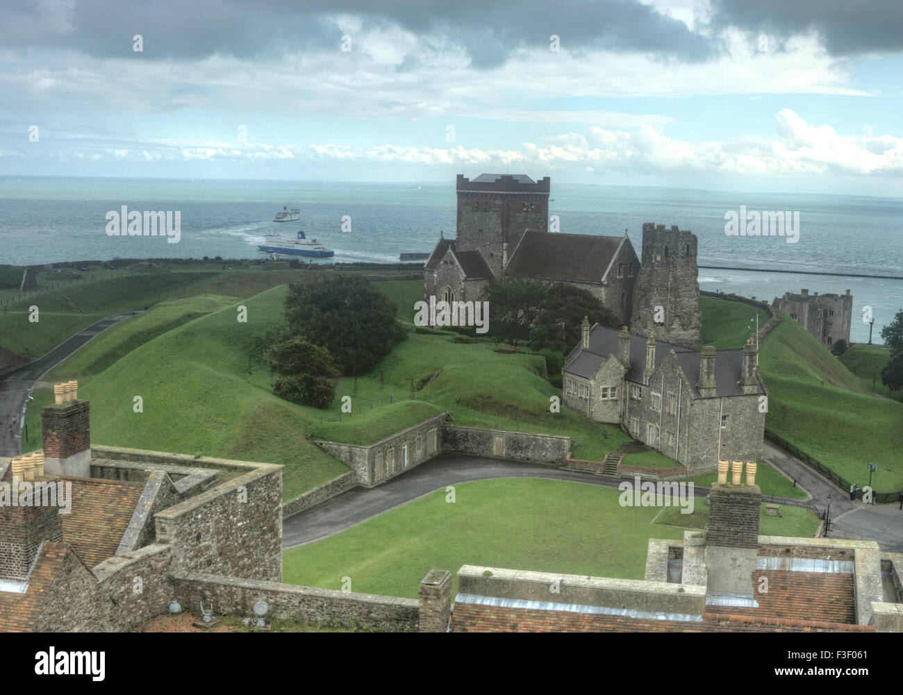 Dover castle dover castle is a medieval castle in dover hi-res stock ...