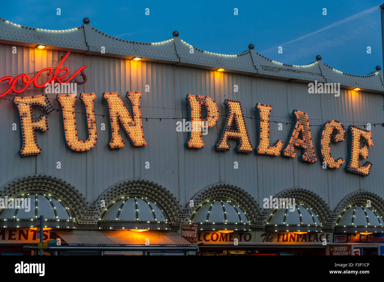 Blackpool fish and chips hi-res stock photography and images - Alamy