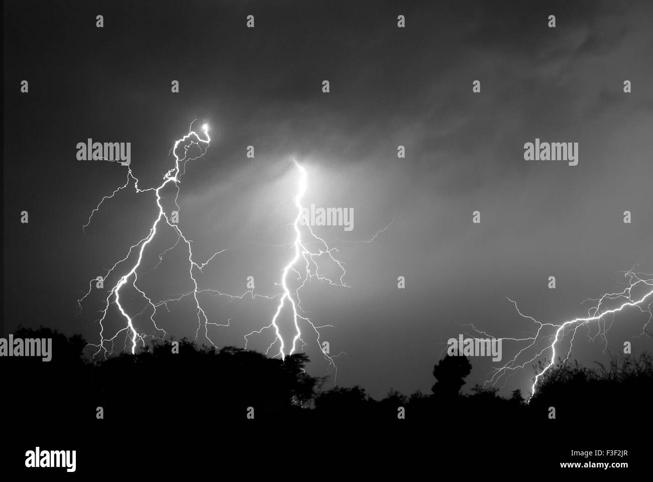 Cloud To Ground Lightning Strike Black And White Stock Photos Images