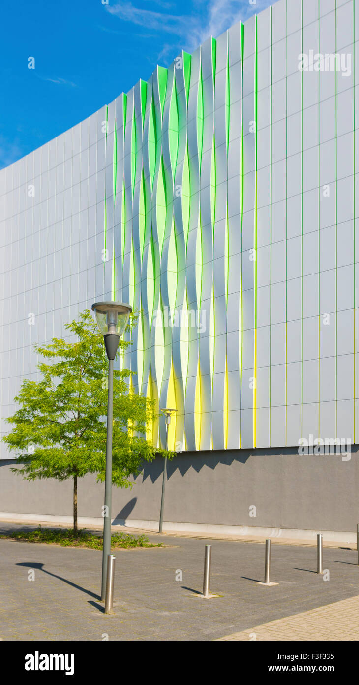 Dynamic building structure hi-res stock photography and images - Alamy