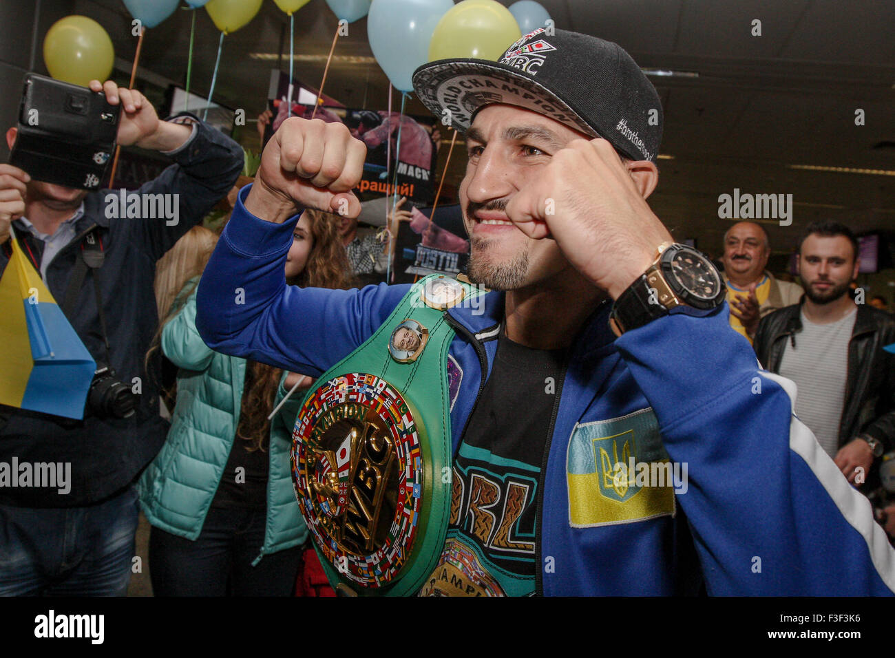 Professional boxing shows hi-res stock photography and images - Alamy