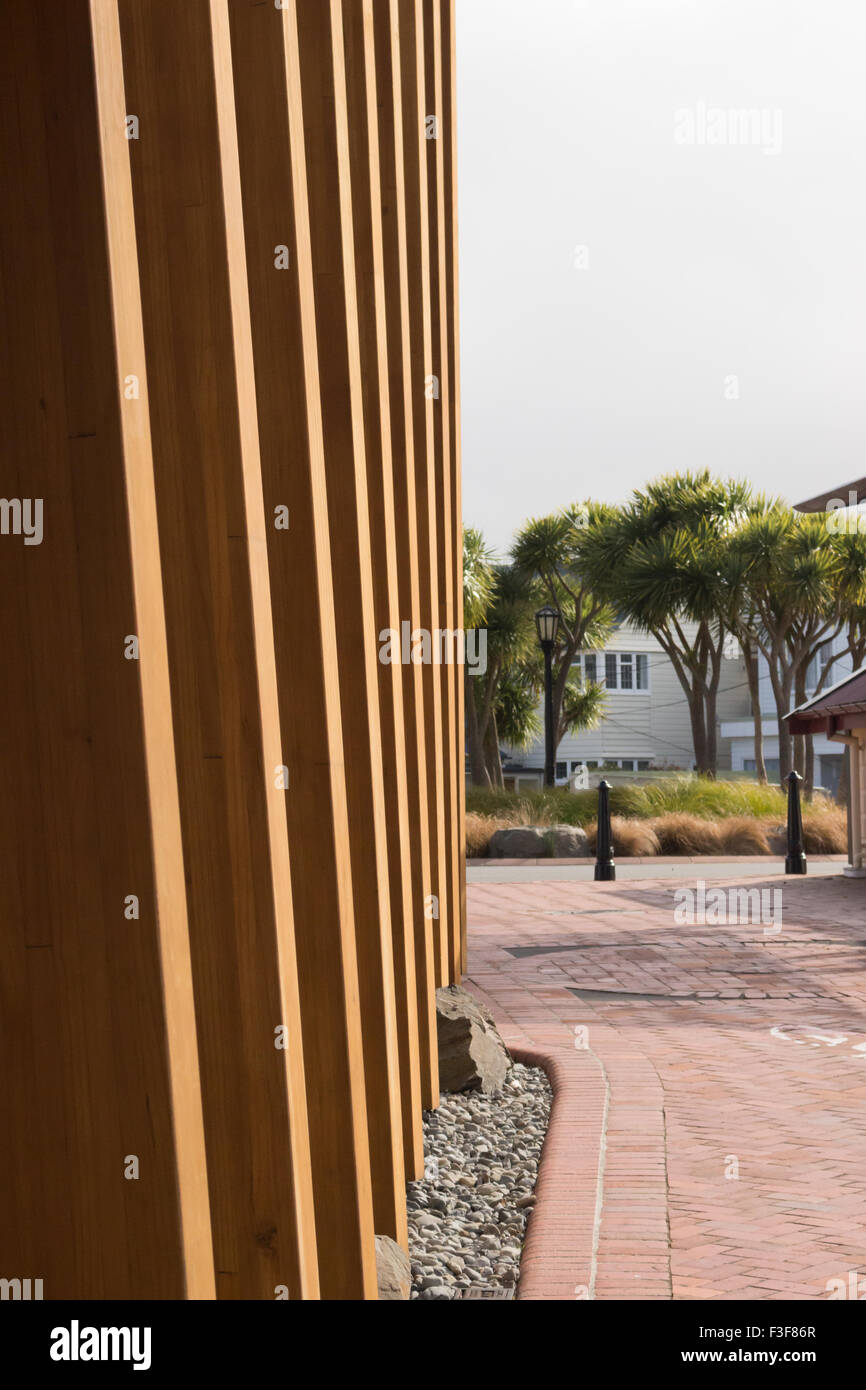 Vertical angles hi-res stock photography and images - Alamy