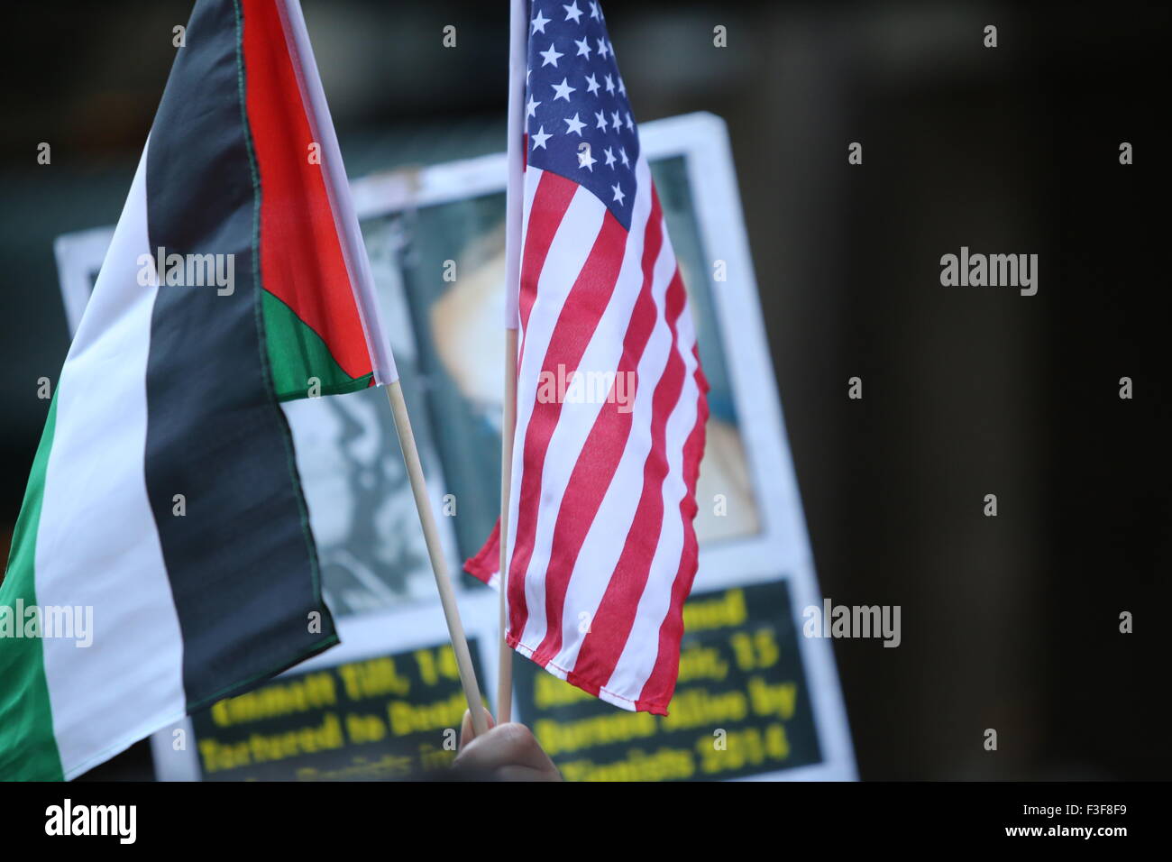 New York City, United States. 06th Oct, 2015. US & Palestinian flags ...