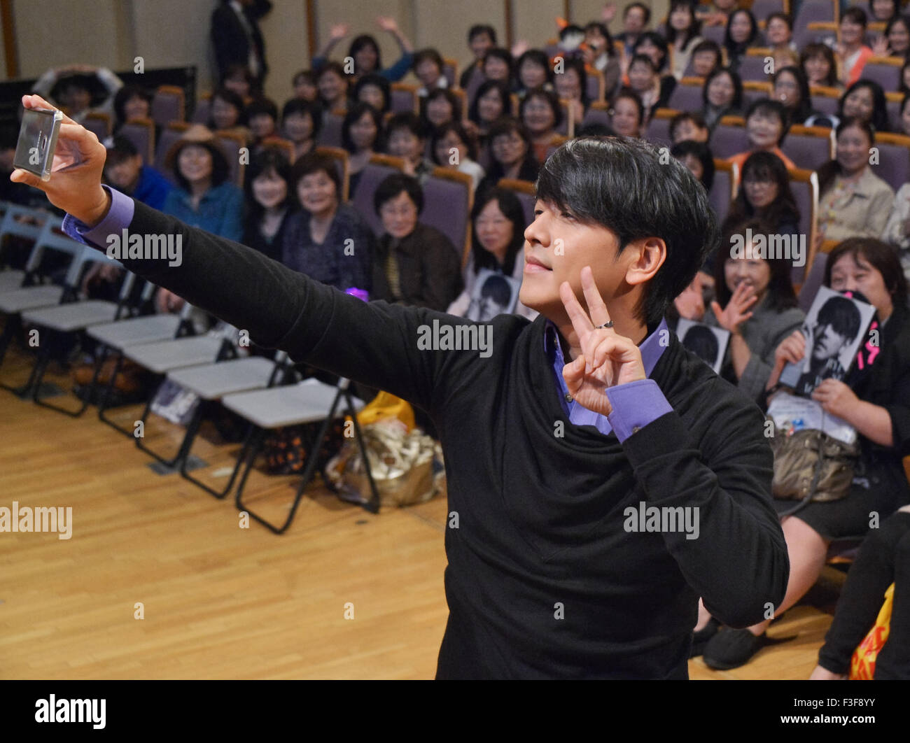 Ryu Si-Won, Oct 06, 2015, Tokyo, Japan : Korean singer and actor Ryu Si ...
