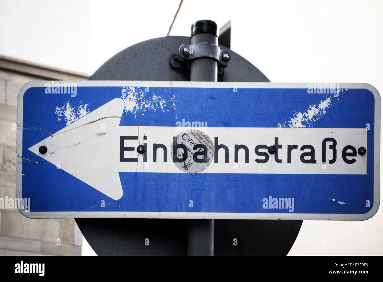 One_way hi-res stock photography and images - Alamy