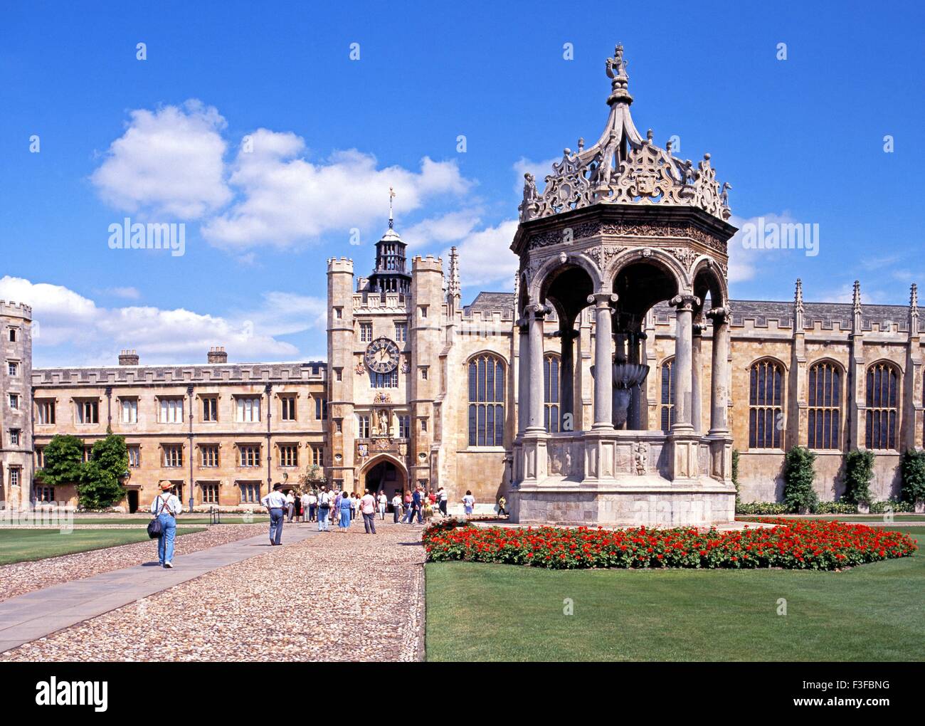 Trinity college courtyard hi-res stock photography and images - Alamy