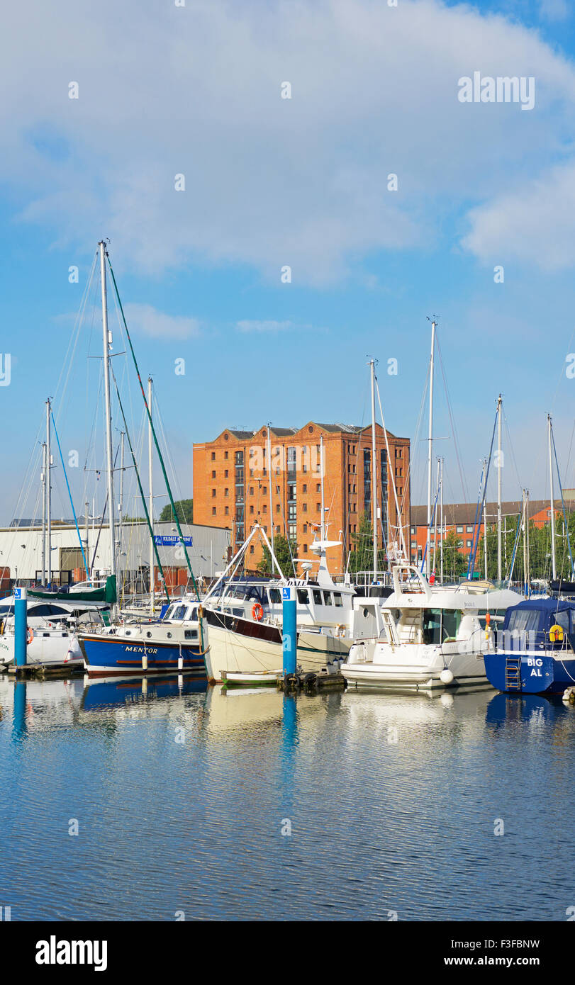 Hull Marina Kingston Upon Hull High Resolution Stock Photography and ...