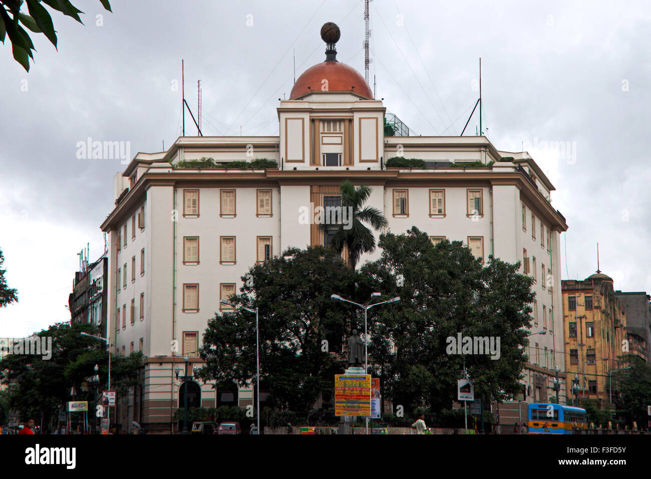 Chowringhee square hi-res stock photography and images - Alamy