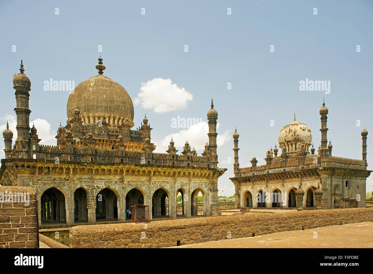 Islamic architecture built by Ibrahim Adil Shah II 1580 1626 for his ...
