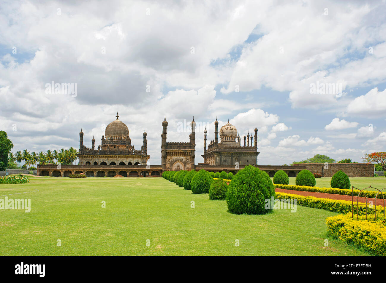 Islamic architecture built by Ibrahim Adil Shah II 1580 1626 for his ...