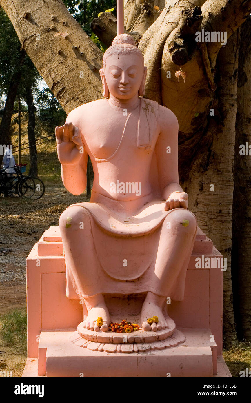 Statue of Buddha in Sarnath ; Uttar Pradesh ; India Stock Photo - Alamy