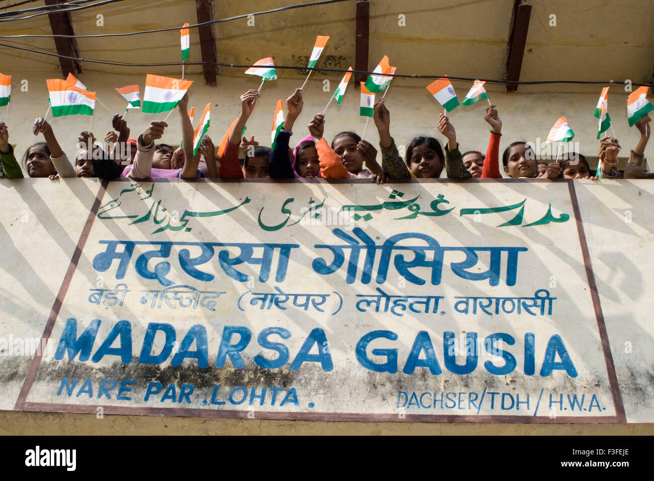 Muslim children indian flag on hi-res stock photography and images - Alamy
