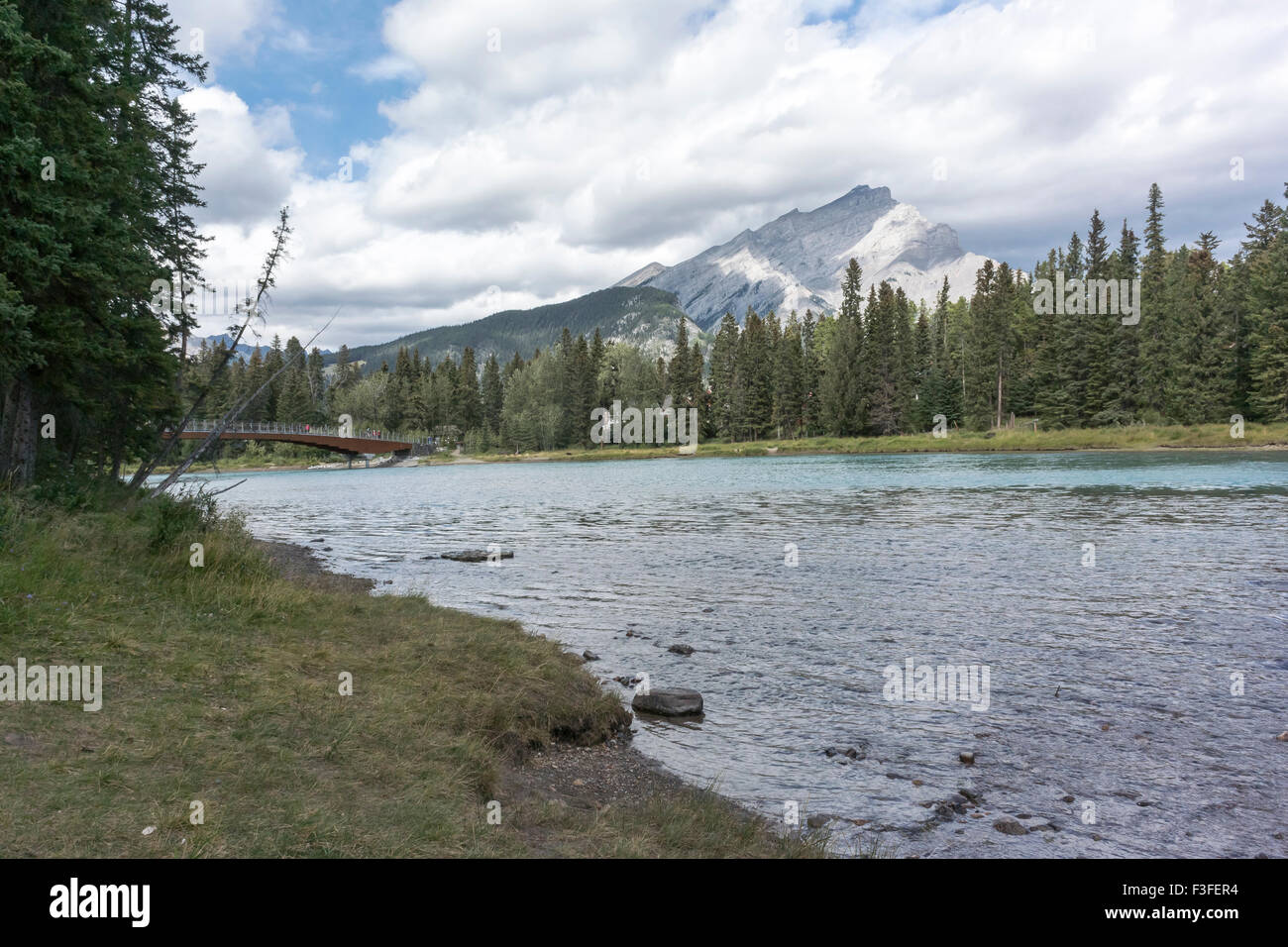 Bow valley river hi-res stock photography and images - Alamy