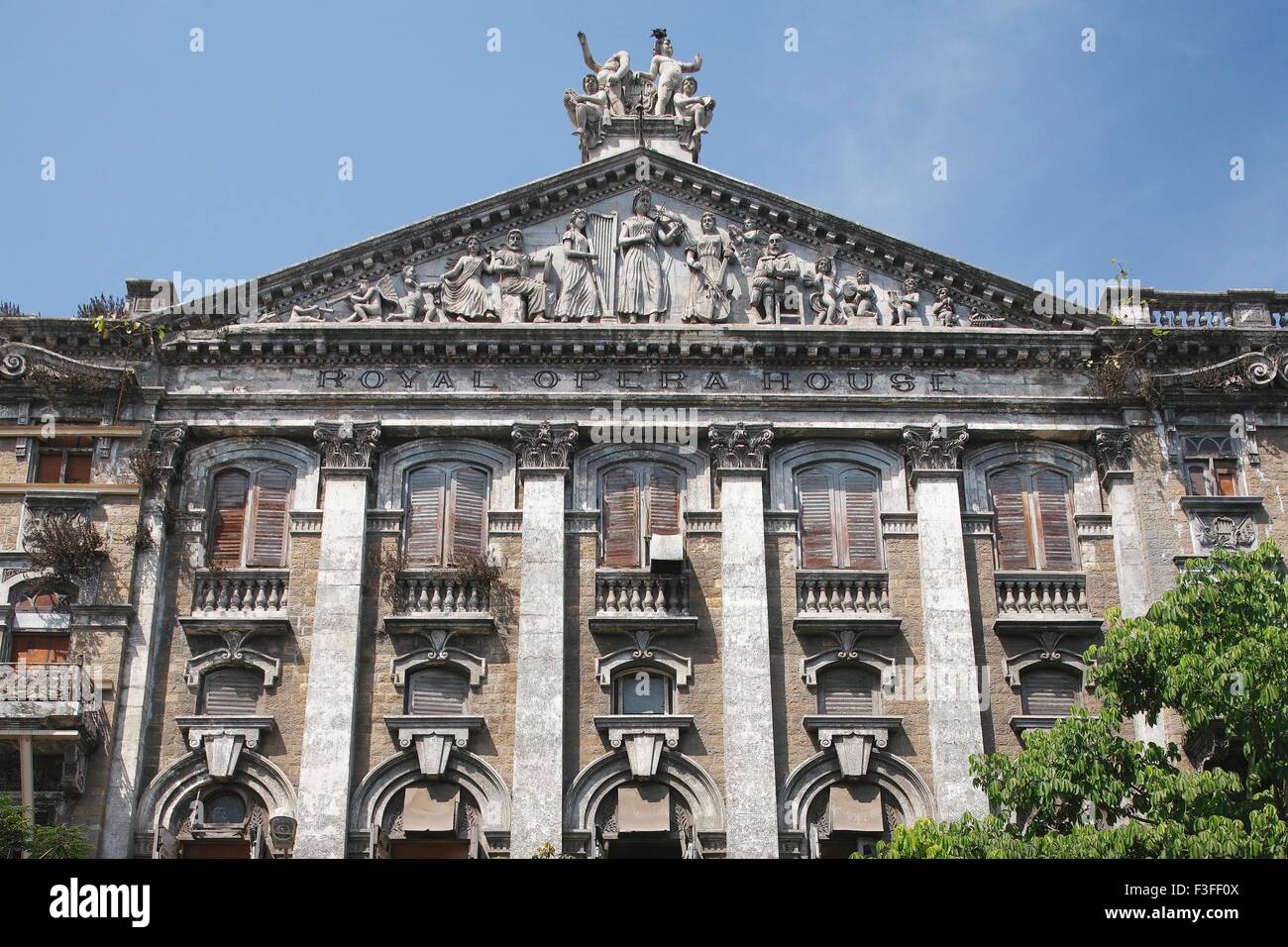 Mumbai opera house hi-res stock photography and images - Alamy