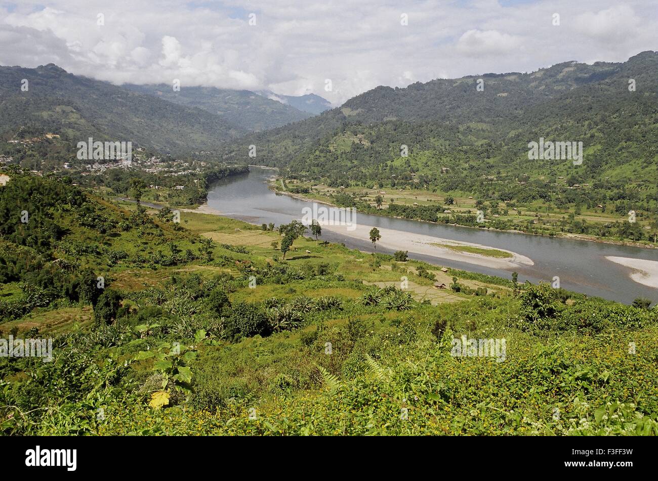 River ; Kullu valley ; Kulu ; Kullu ; Himachal Pradesh ; India ; Asia ...