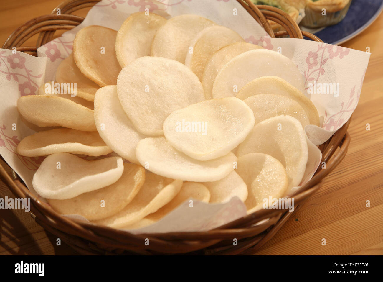 Prawn fries hi-res stock photography and images - Alamy