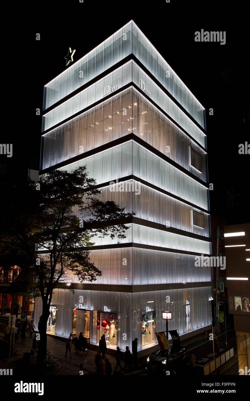 Dior building tokyo hi-res stock photography and images - Alamy