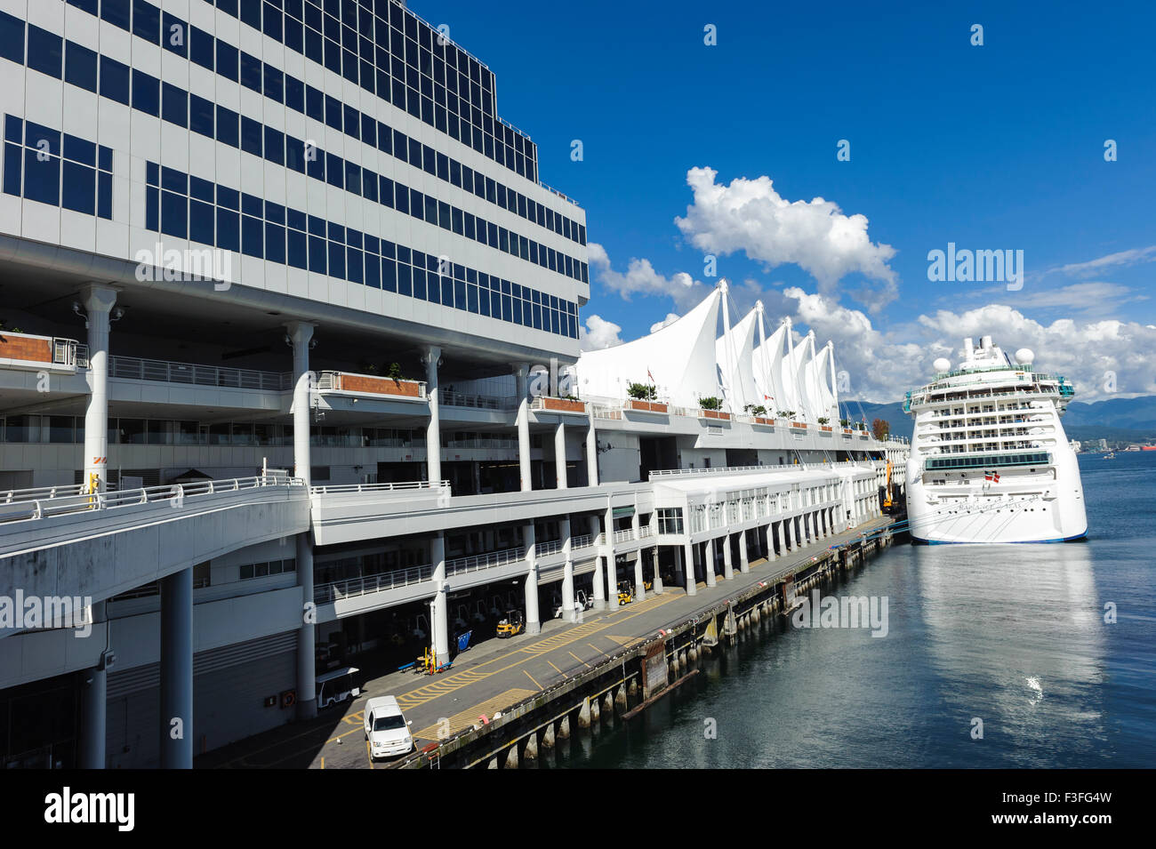 Canada place terminal hi-res stock photography and images - Alamy