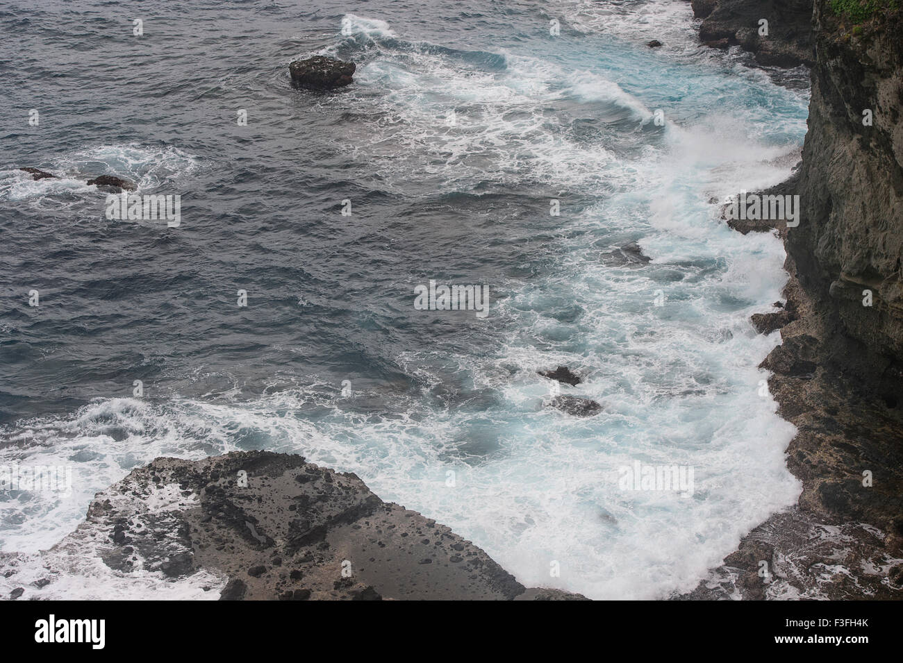 Rock formation and wave at Chawa View Deck, Batanes Island, Phillipines ...