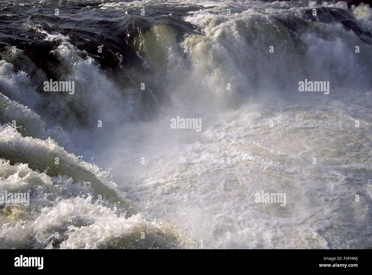 Dhuandhar Falls, Dhuandhar Water Fall, Waterfall, Smoke cascade ...