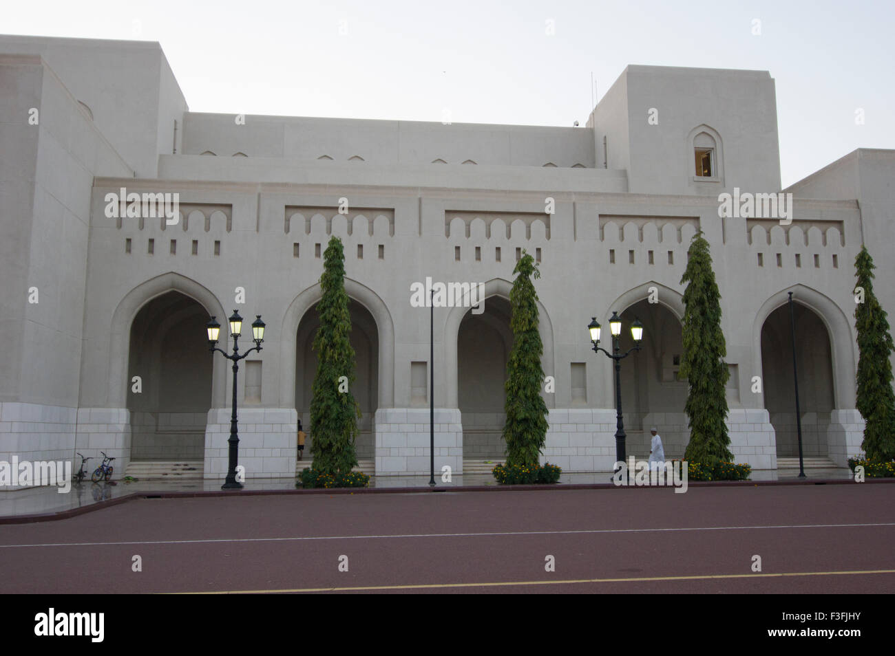 Coastal architecture in the Sultanate of Oman, a safe and friendly Gulf ...