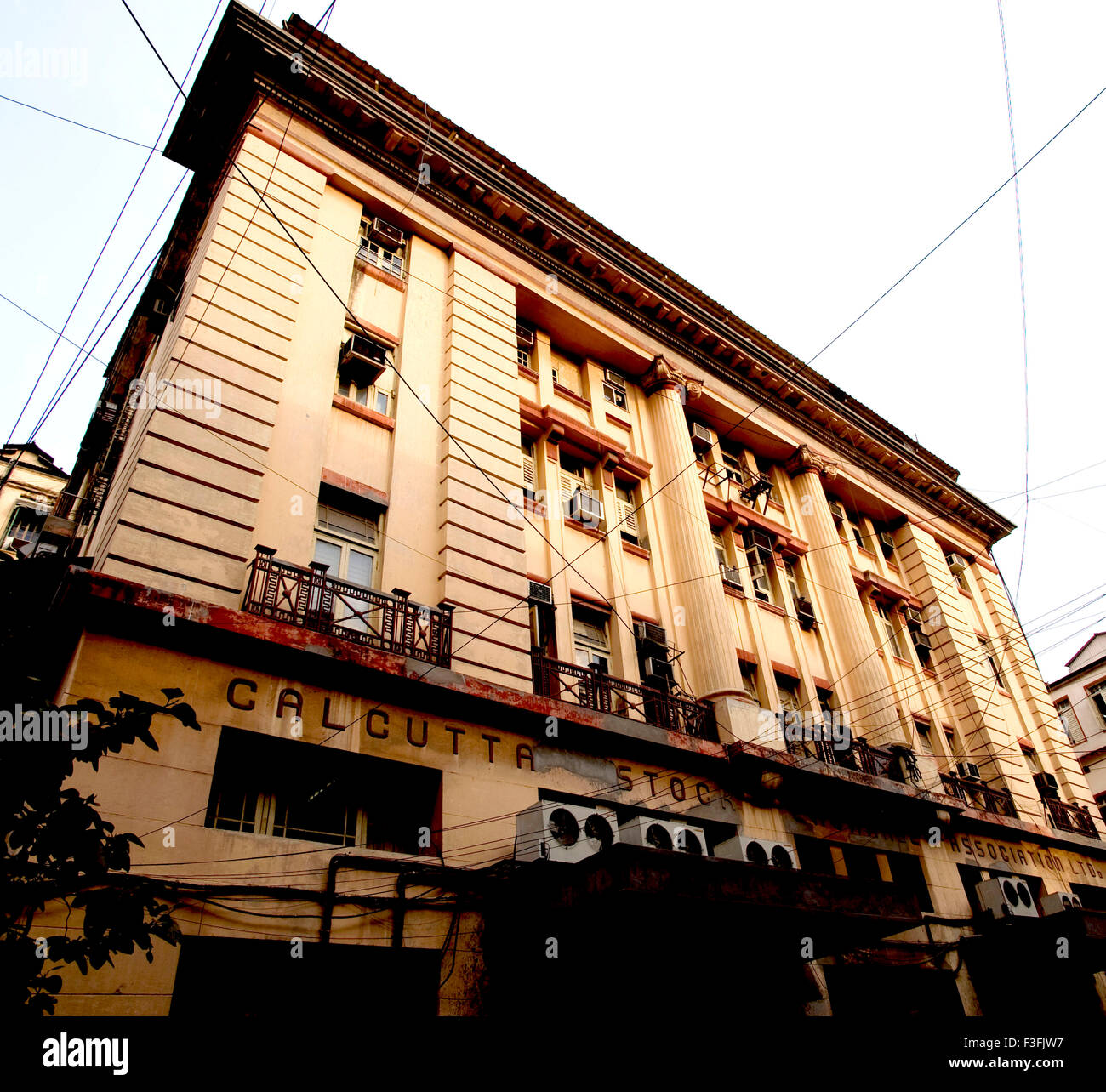 Writers building calcutta hi-res stock photography and images - Alamy