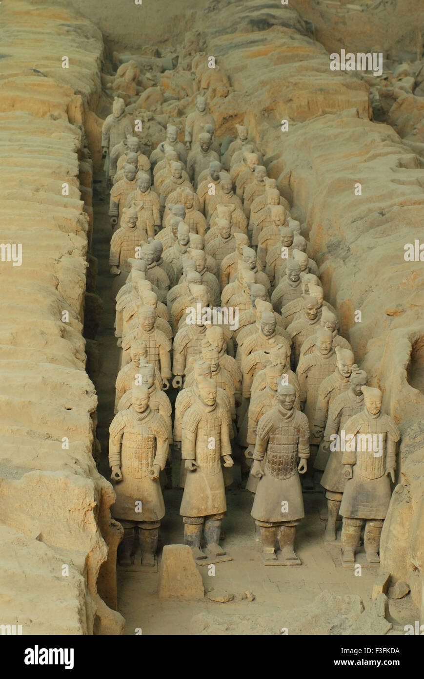 Statues of Terracotta warriors in pit 1 ; Terracotta army ; Qin Dynasty ...