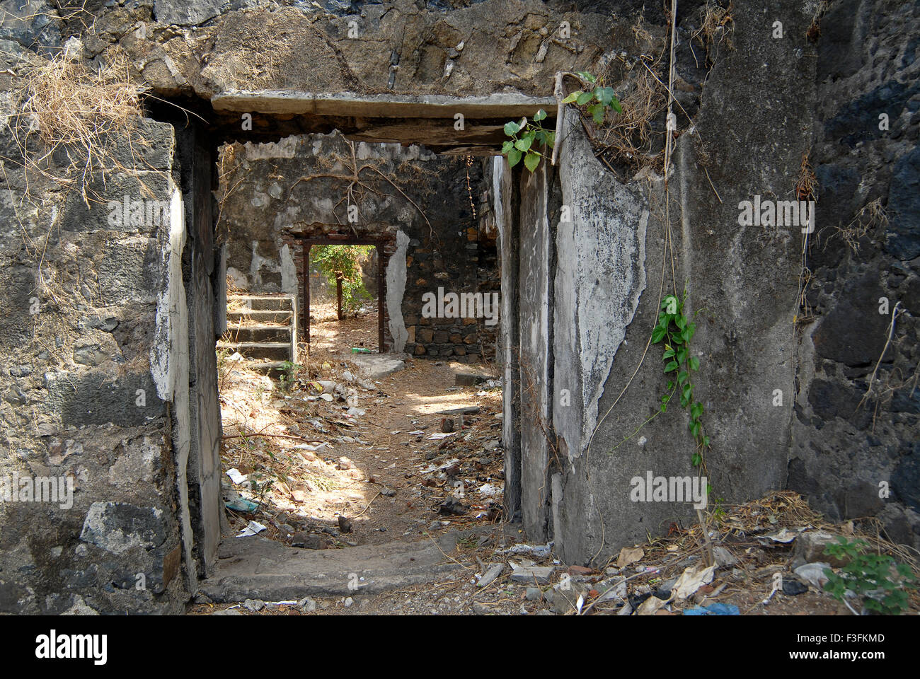 Sewri mumbai hi-res stock photography and images - Alamy