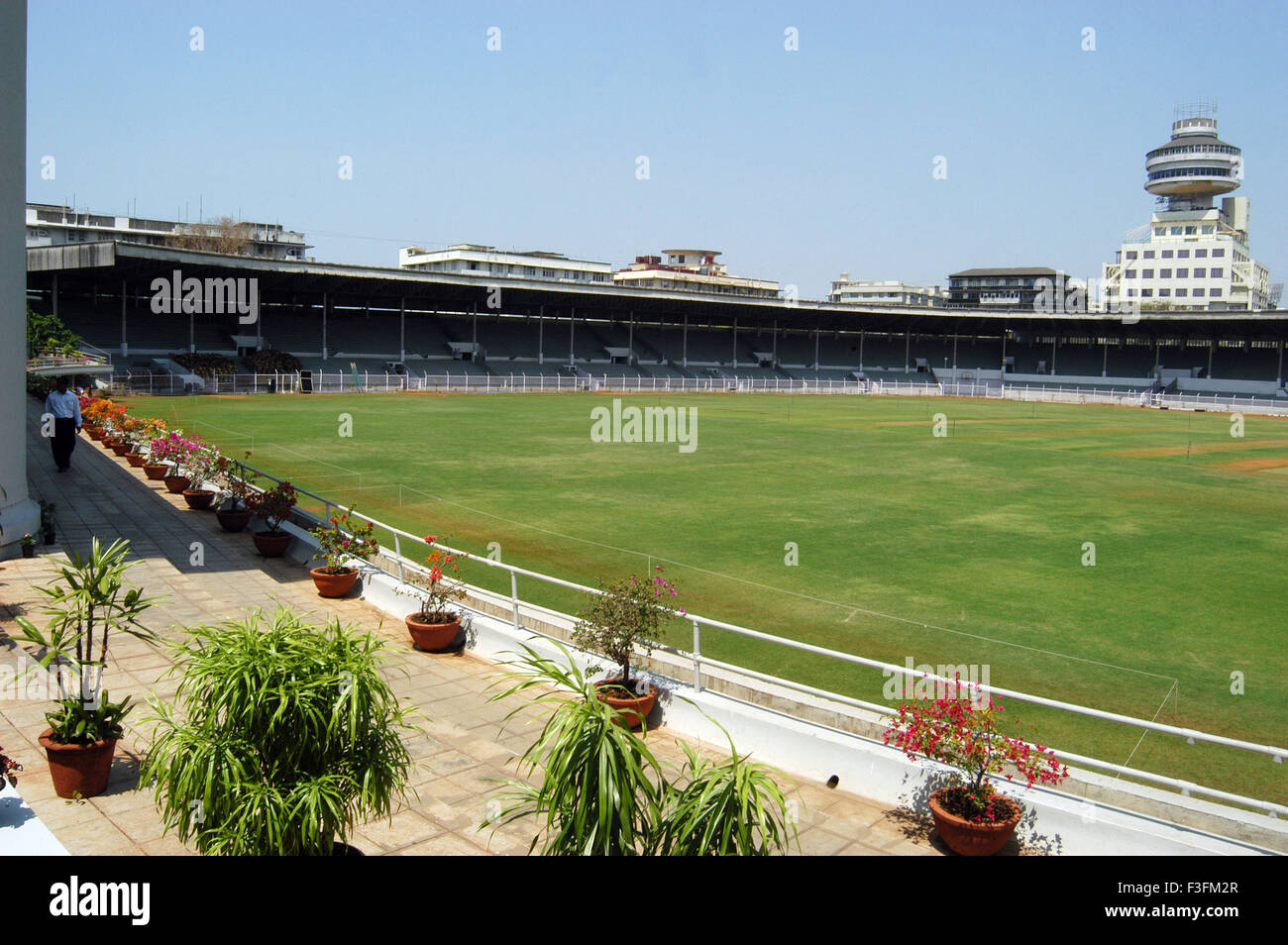 Brabourne stadium mumbai hi-res stock photography and images - Alamy