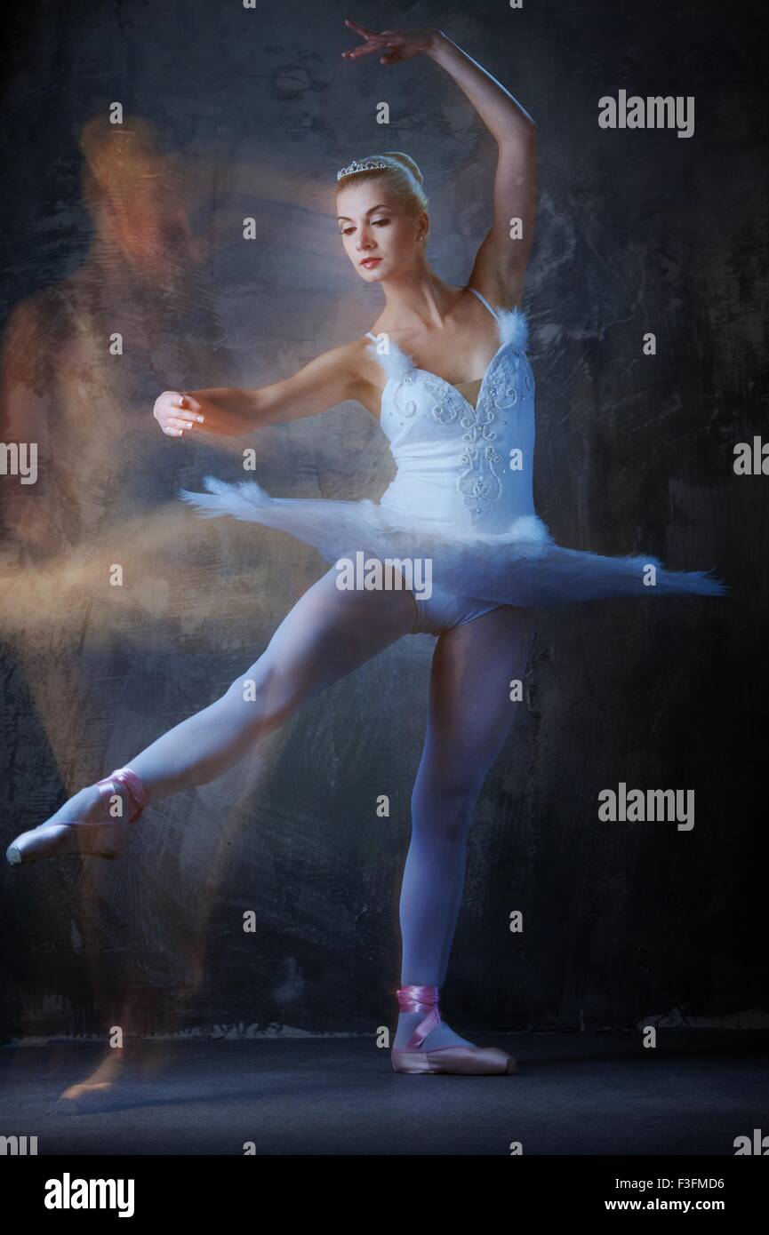 Ghost dance movement hi-res stock photography and images - Alamy