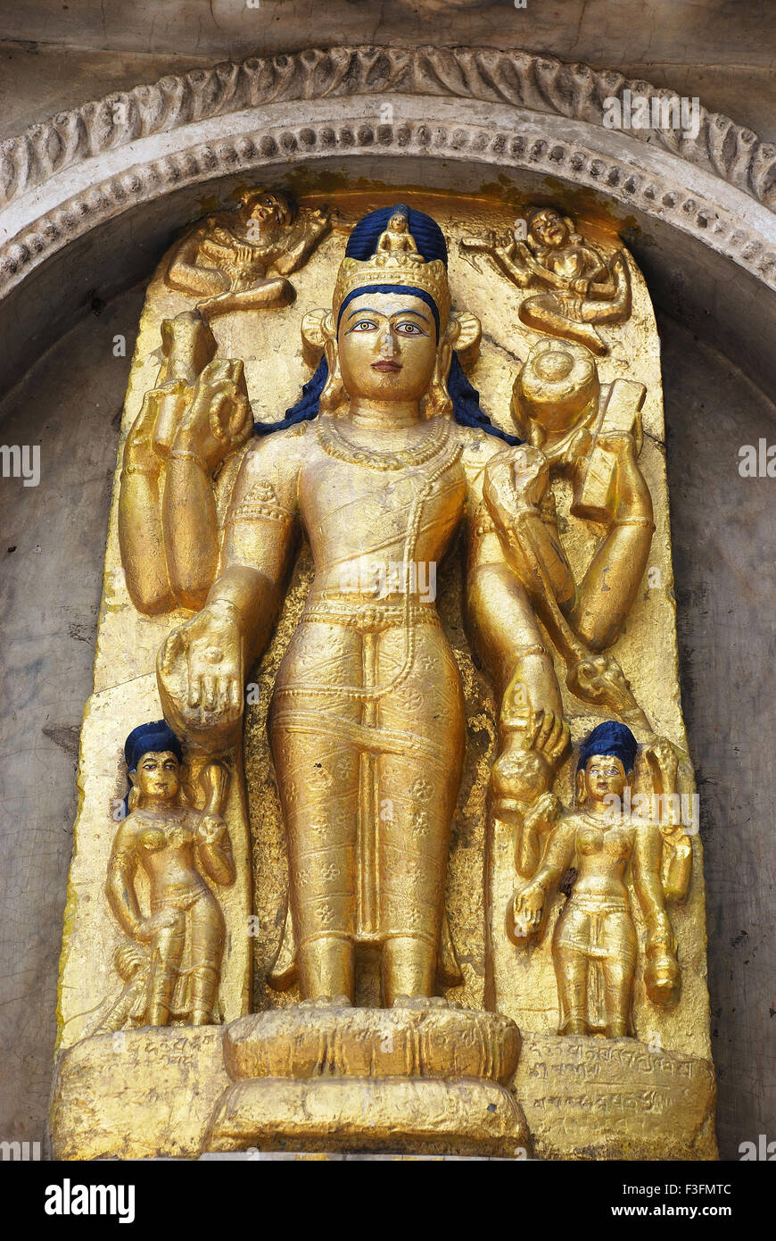 Golden statue, Buddhist temple, Gaya, Bihar, India, Asia Stock Photo ...