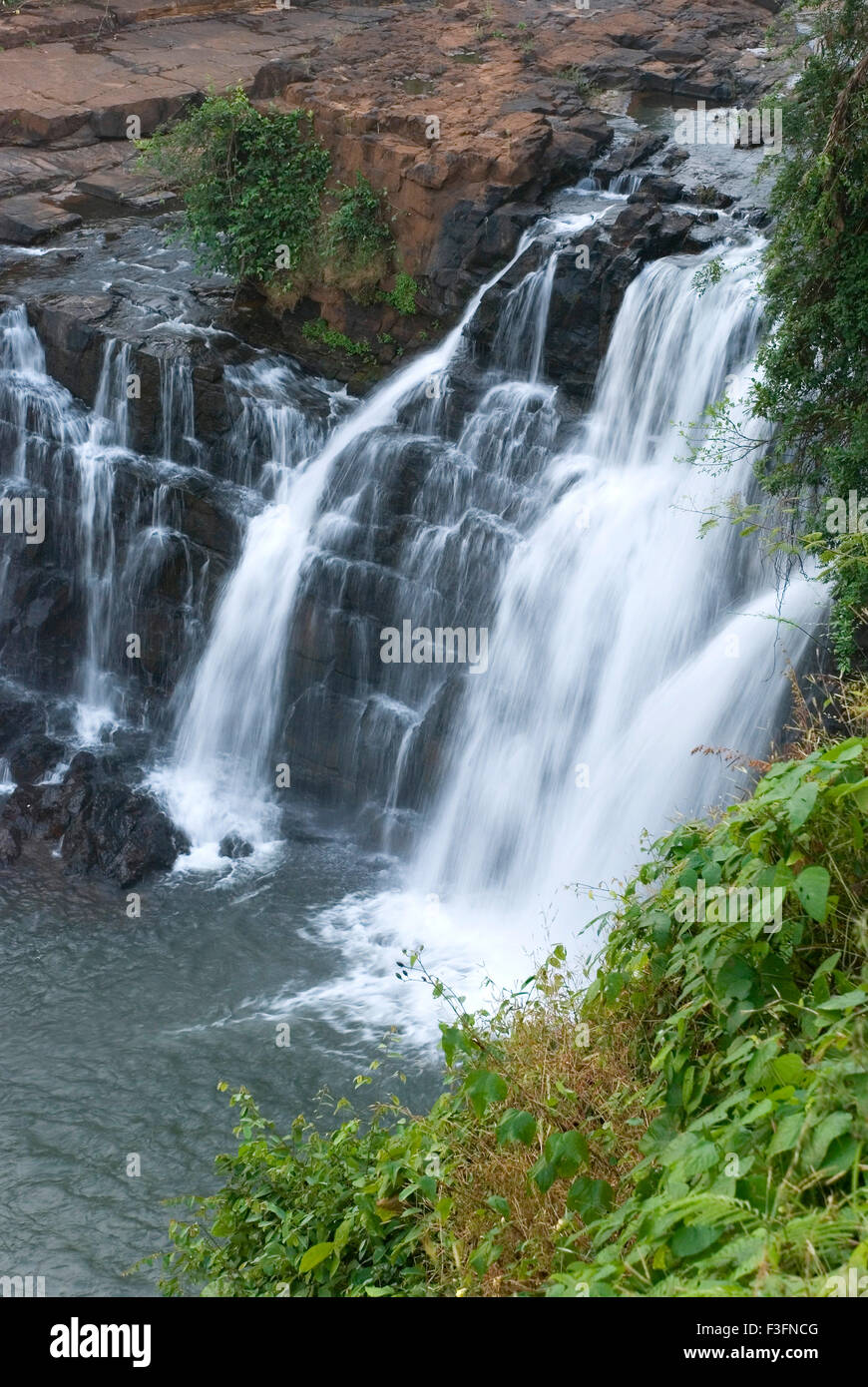 Napne water fall ; Sherpe Napne ; Khare Patan ; Station Vaibhavwadi ...